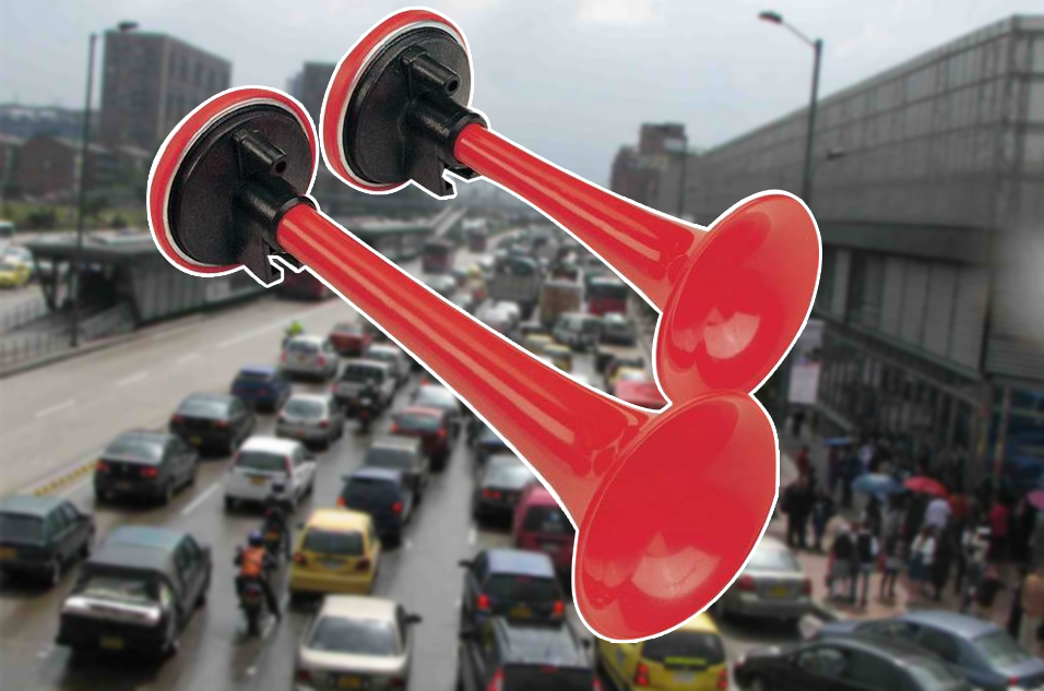 Ya ruedan en Bogotá los primeros carros con pito permanente